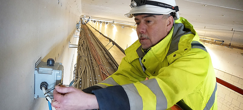 Try PC|Cablemanager - PCSCHEMATIC SE